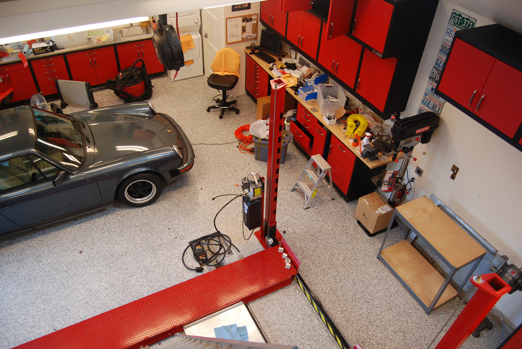 The Restoration Garage – Build Threads