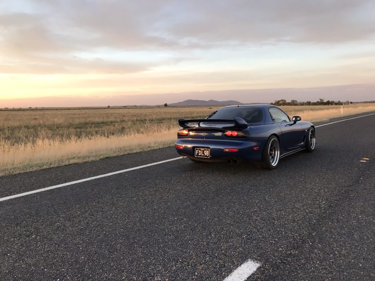 L98 V8 FD RX7 - build-threads.com